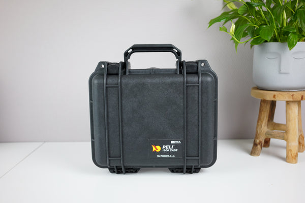 Monochrome - Peli - Watch Case 6 - Black – Monochrome Shop